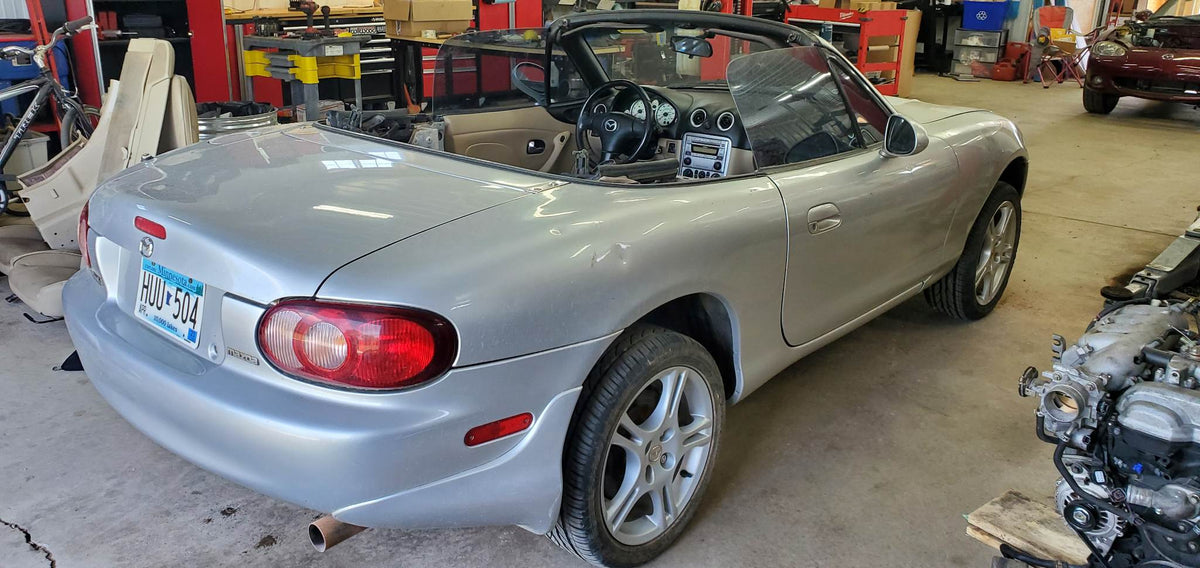 2004 Mazda Miata LS Rolling Shell