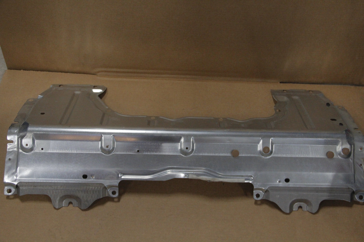 01-05 Metal Parcel Shelf Cover