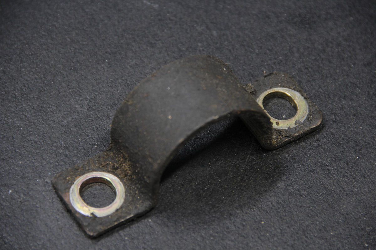 99-05 Power Steering Rack Bracket